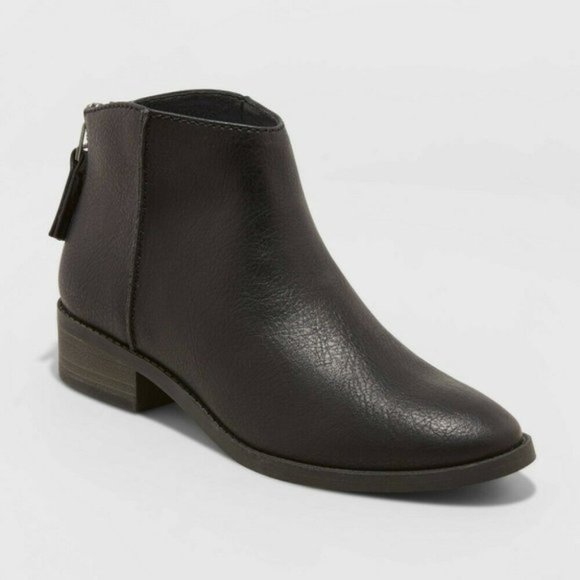 Universal Thread | Shoes | Universal Thread Black Emma Ankle Bootie ...